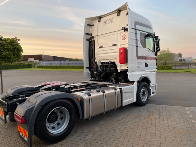 MAN Liège › 18.510 4x2 BLS cabine GX. pour Feralux à Fischbach